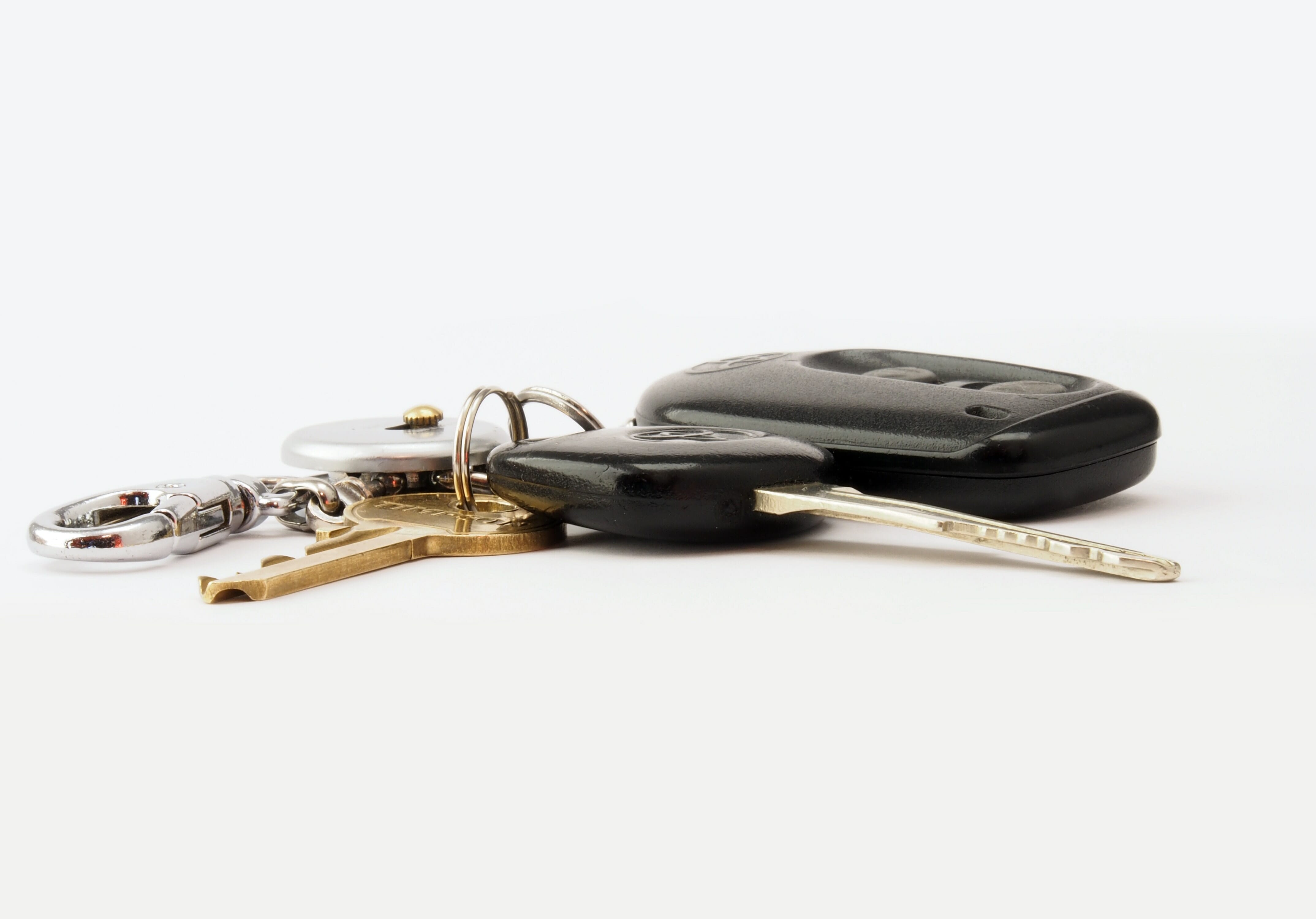 two-black-and-brass-colored-keys-with-fob-842528 - TechGirlKB